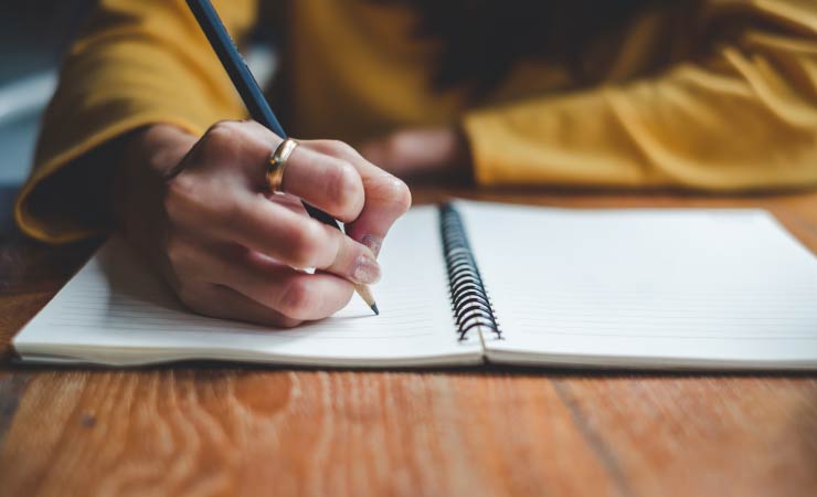 Mit der Hand schreiben bedeutet schnelleres und leichteres Lernen